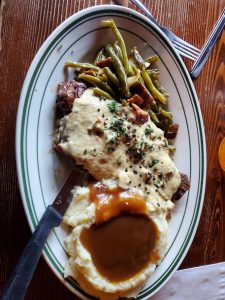 Camp 18: American Restaurant in Seaside, OR